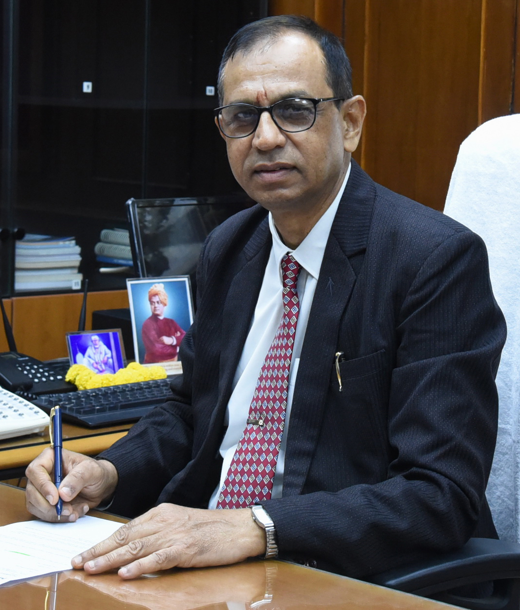 Suresh Chandra Pandey RINL’s new Dir. (Personnel) - VIS