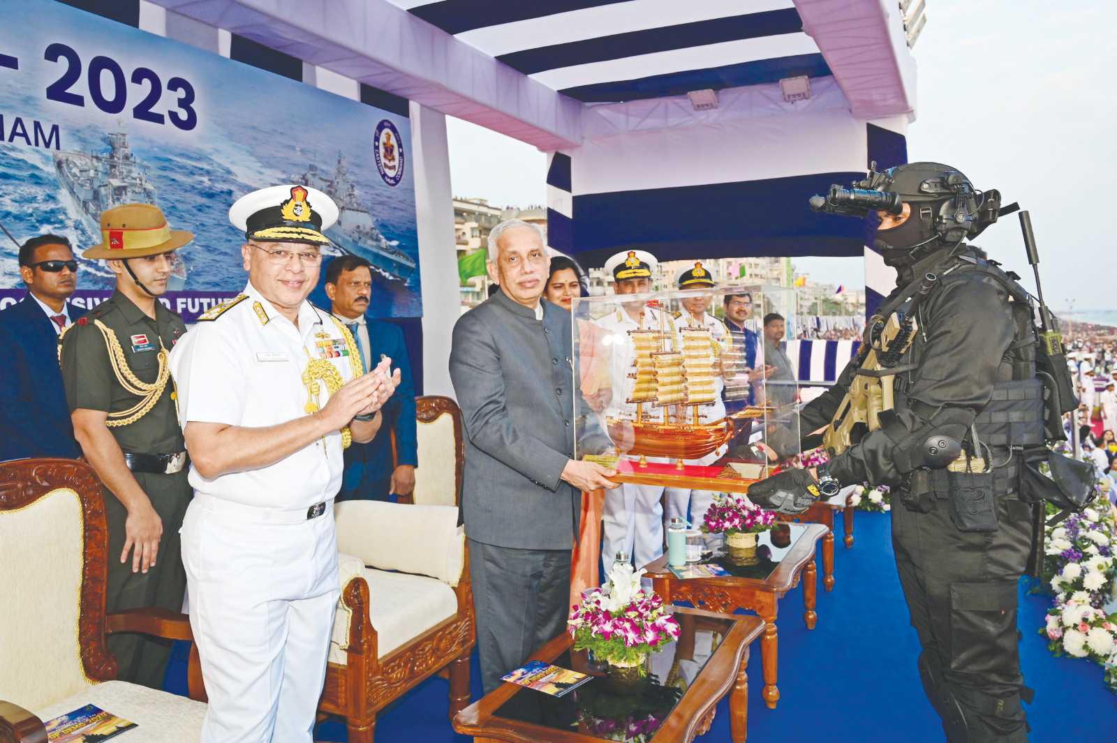 Indian Navy showcases its Might in Op Demo - VIS
