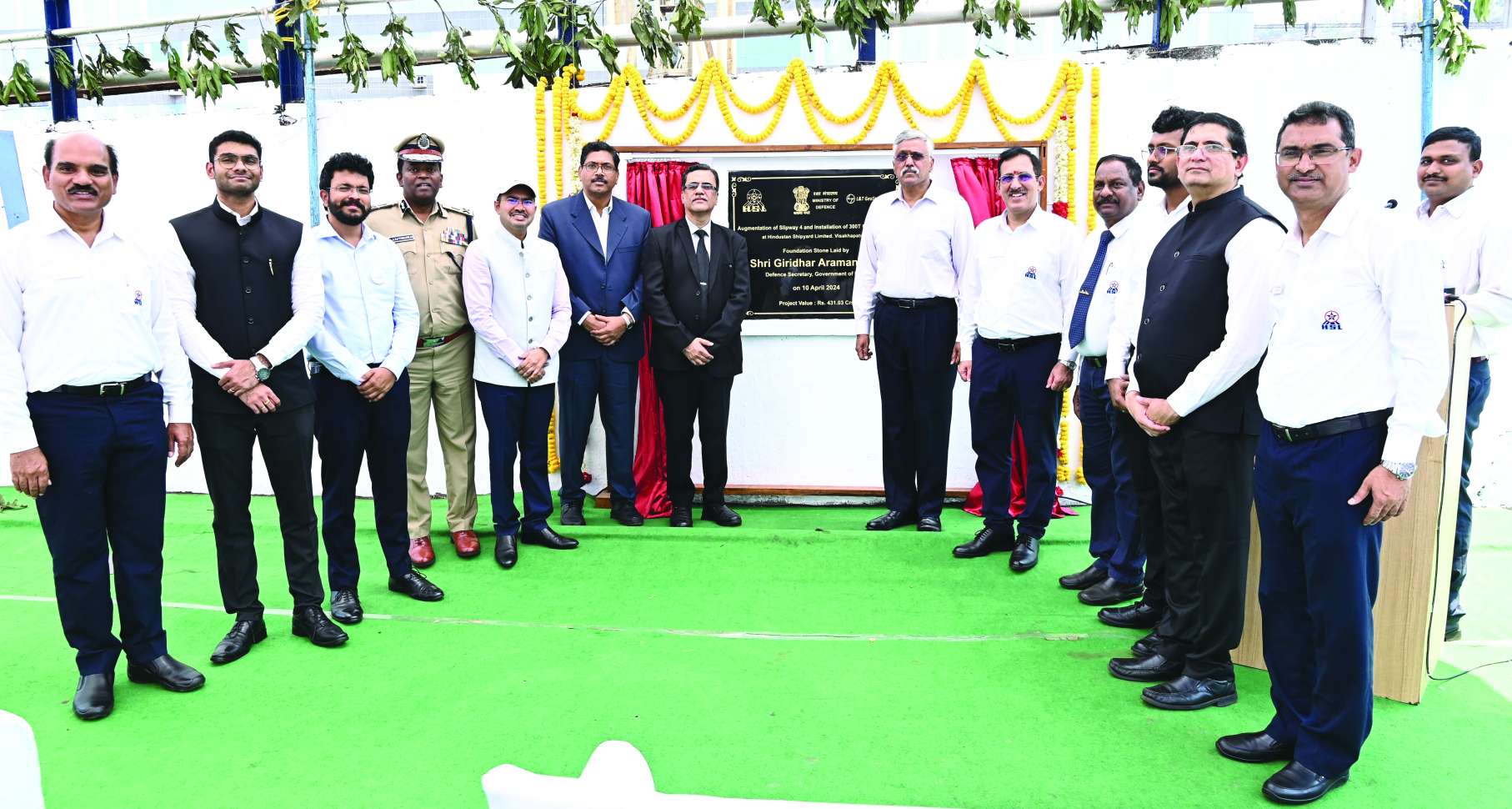 Defence Secy sets the ball rolling for FSS - VIS